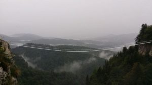 Se construiesc cele mai spectaculoase poduri turistice din România